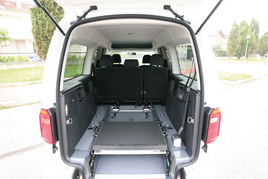 Focaccia Group Automotive - Volkswagewn Caddy MAxi Accessible pour ...