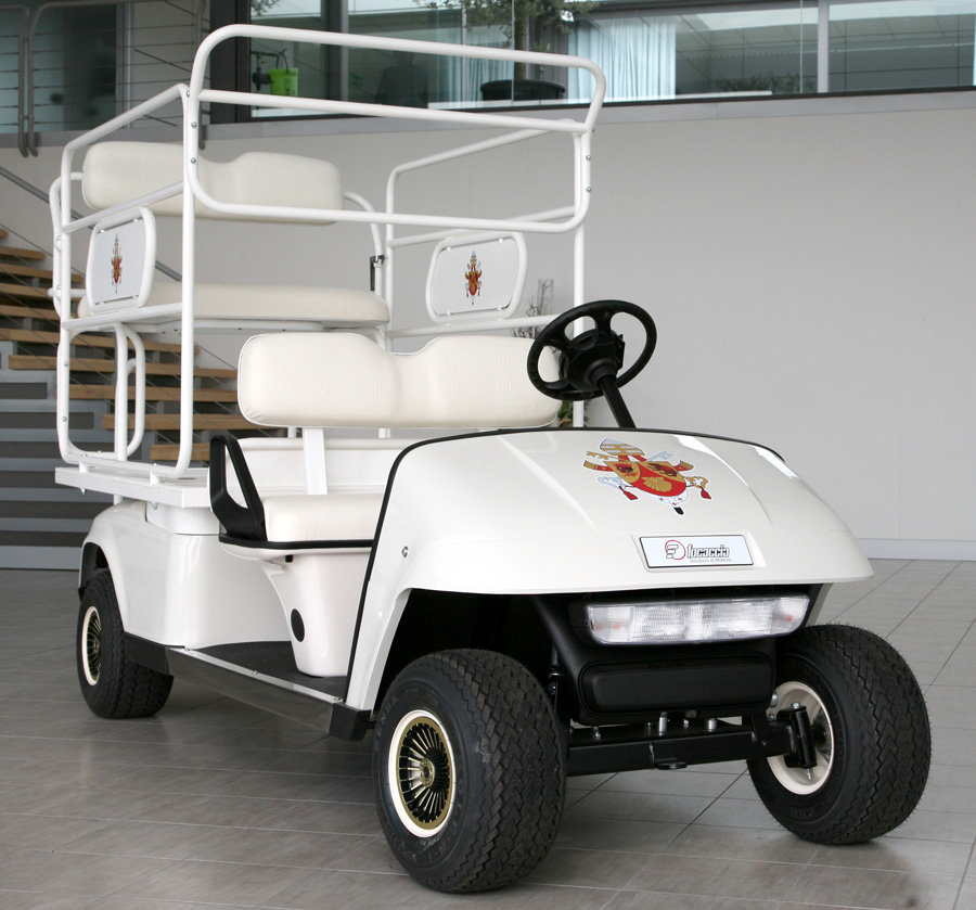 Focaccia Group Suisse - Papstmobil
